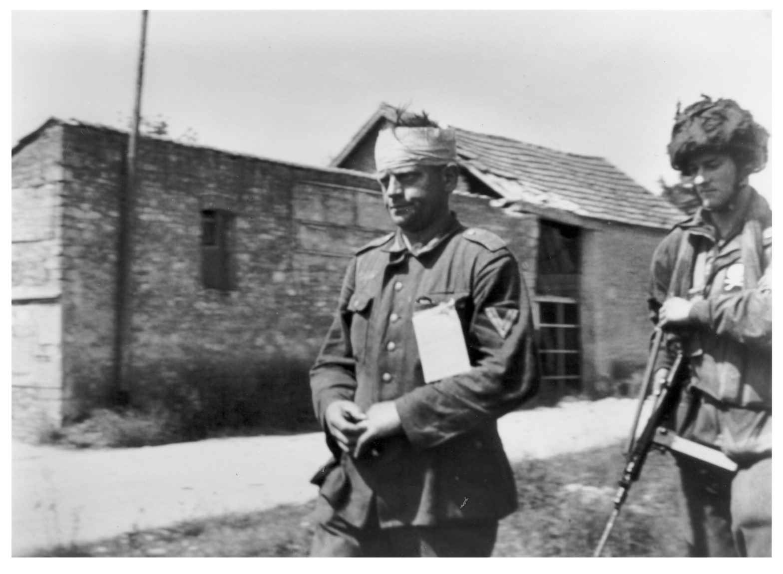 The Battery • Batterie de Merville