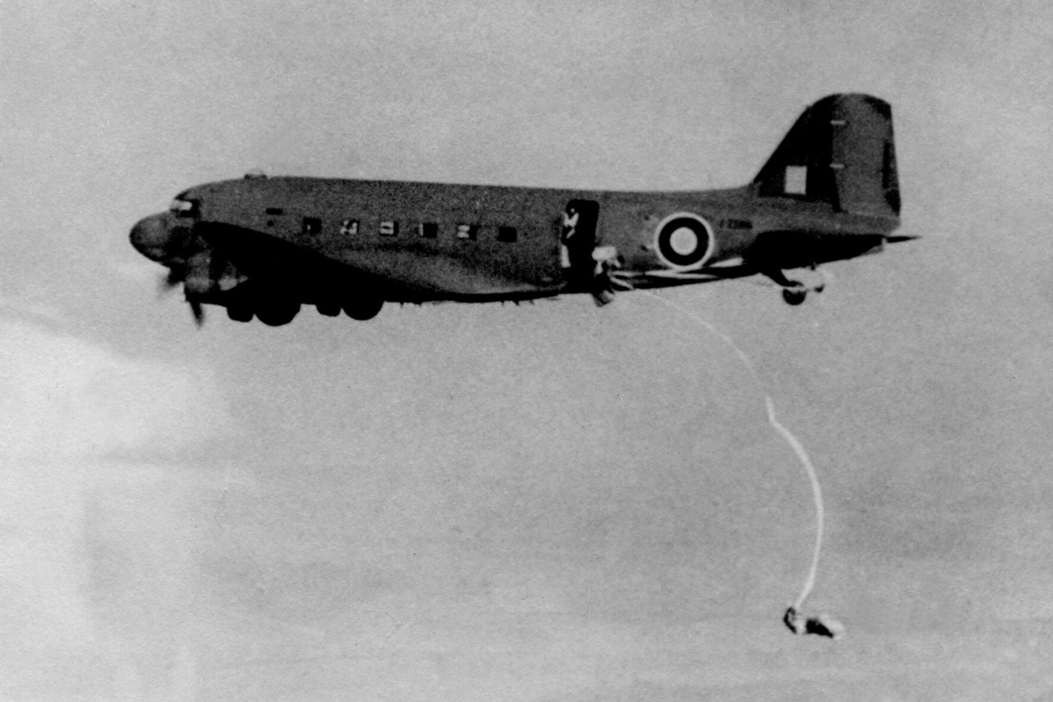 The Battery • Batterie de Merville