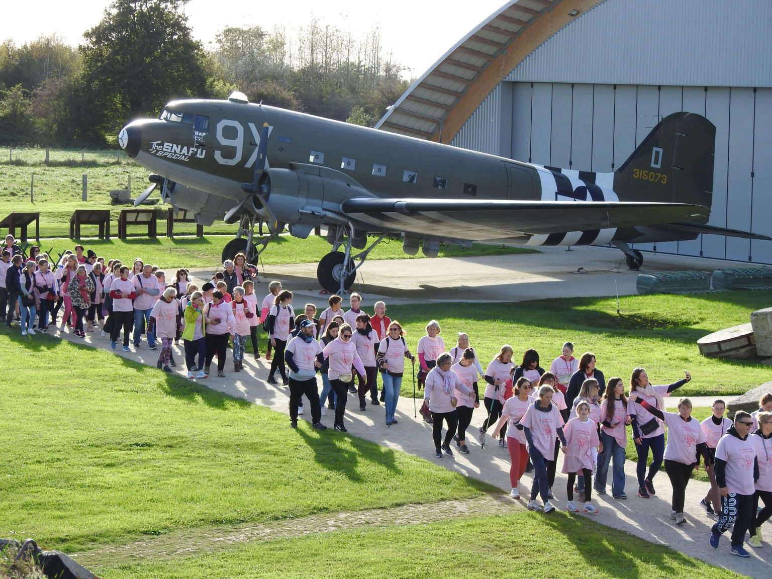 WALK PINK AT THE BATTERY MUSEUM OF MERVILLE • Batterie de Merville